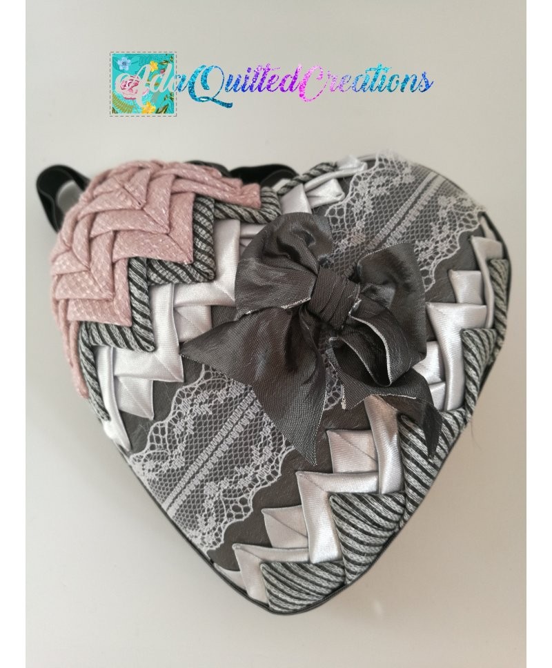 Lovely Crossroads pattern - PDF tutorial - Ada Quilted Creations